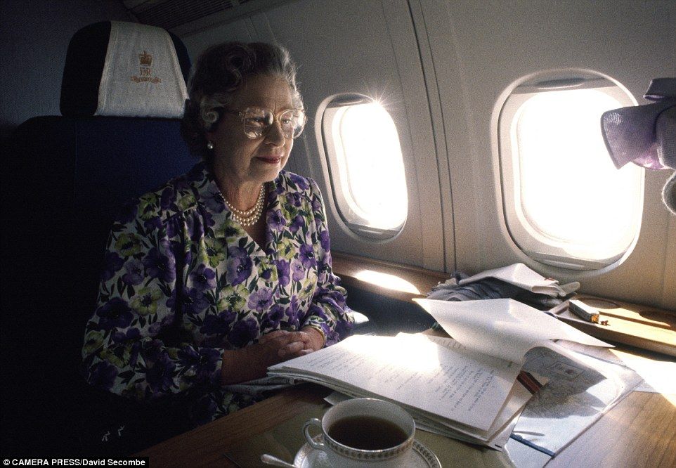 Business aviation mourns the passing of HM Queen Elizabeth II ...