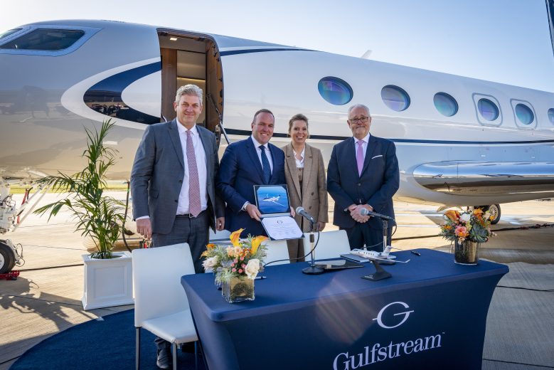 Gulfstream G400 shines and NBA scores own fleet | Corporate Jet ...