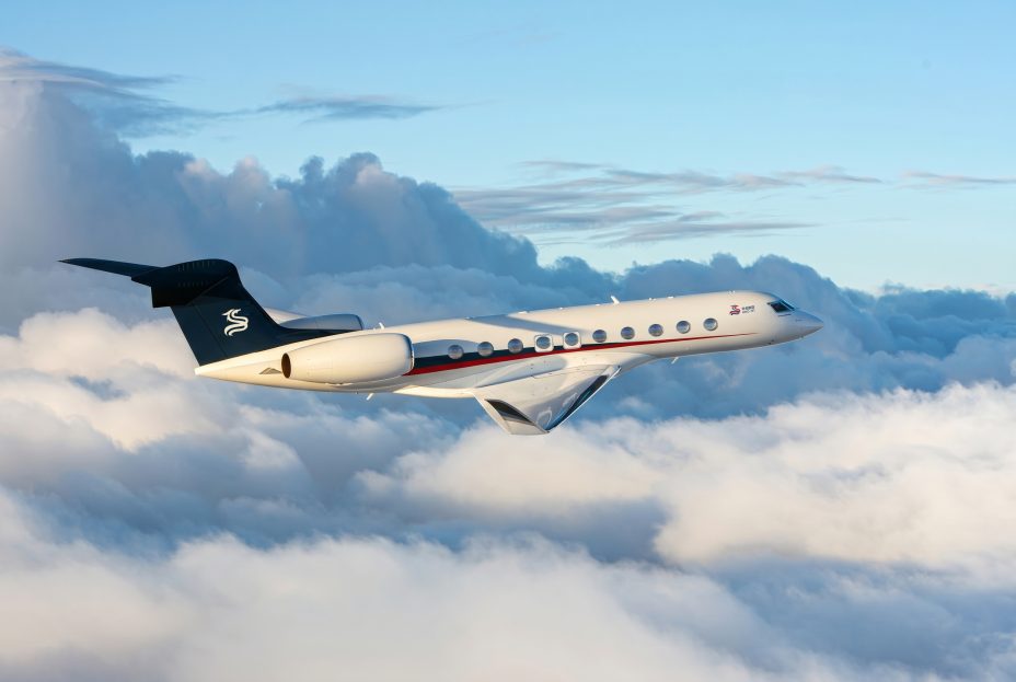 Gulfstream hits double milestone as G700 Clocks 100th delivery, speed ...